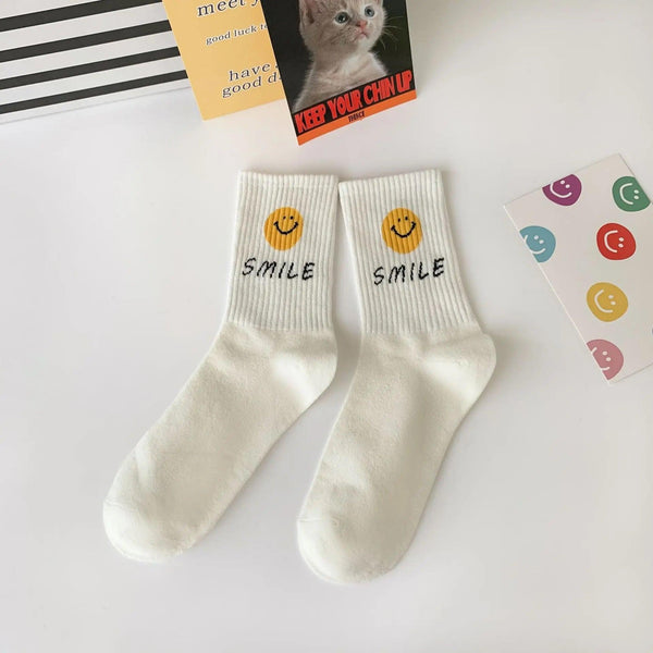 Smiley Face Crew Socks – Fun, Cosy & Positive – Happy Boxx UK
